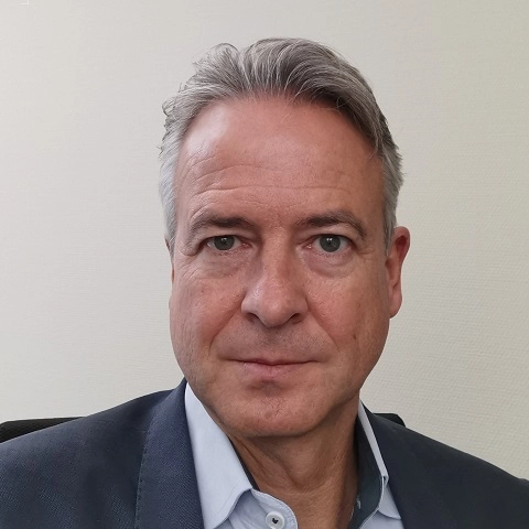 Financial & Professional Liability (FinPro) Insurance | Swiss Re