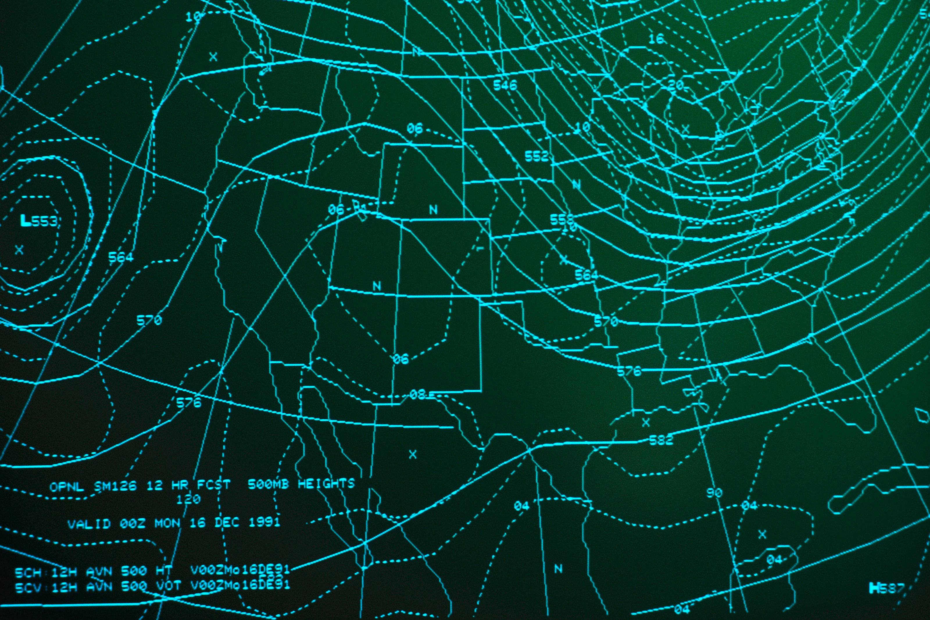 Managing Climate and Nature Risks in a Changing World | Swiss Re