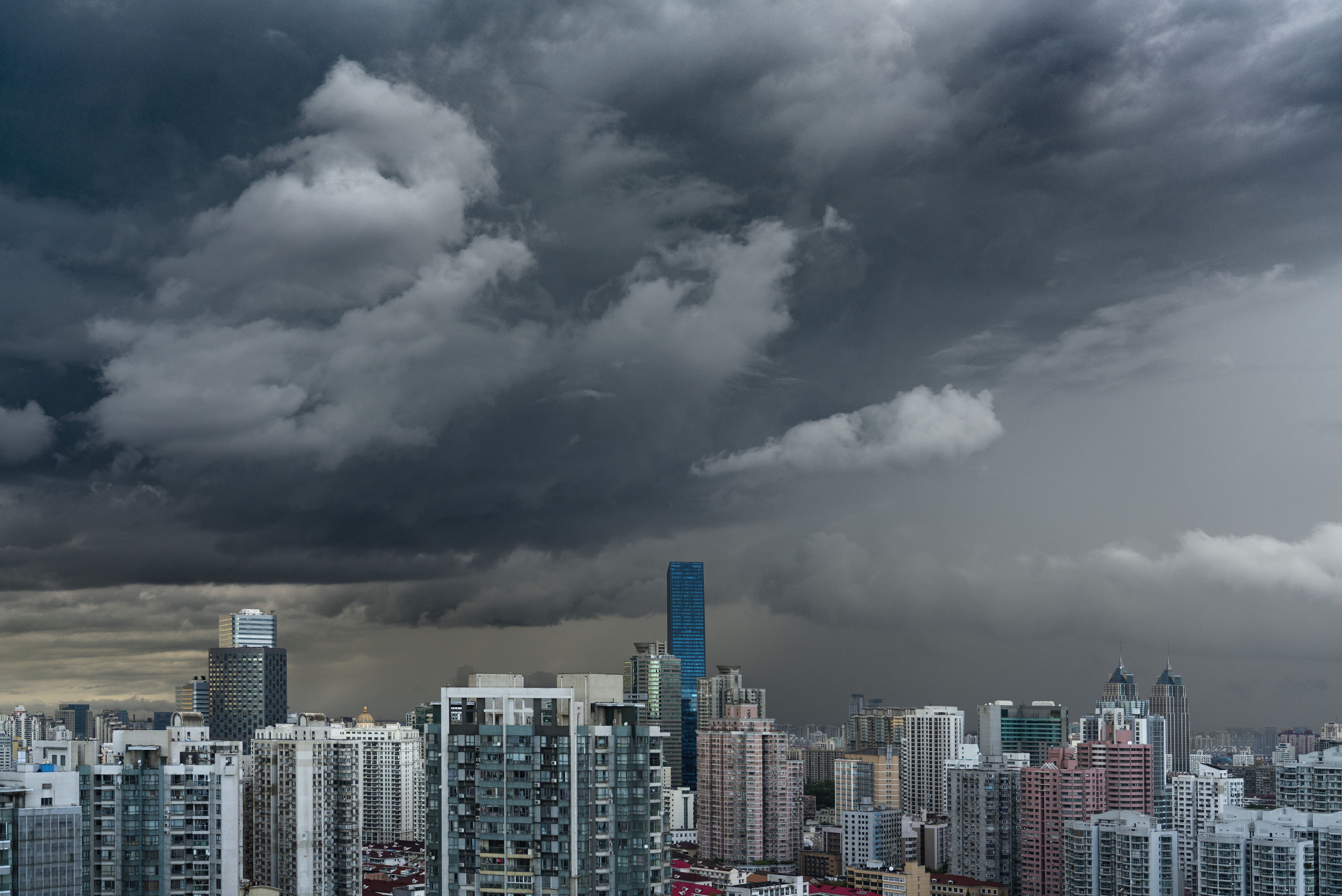 The top 4 climate change priorities risk managers need to tackle | Swiss Re